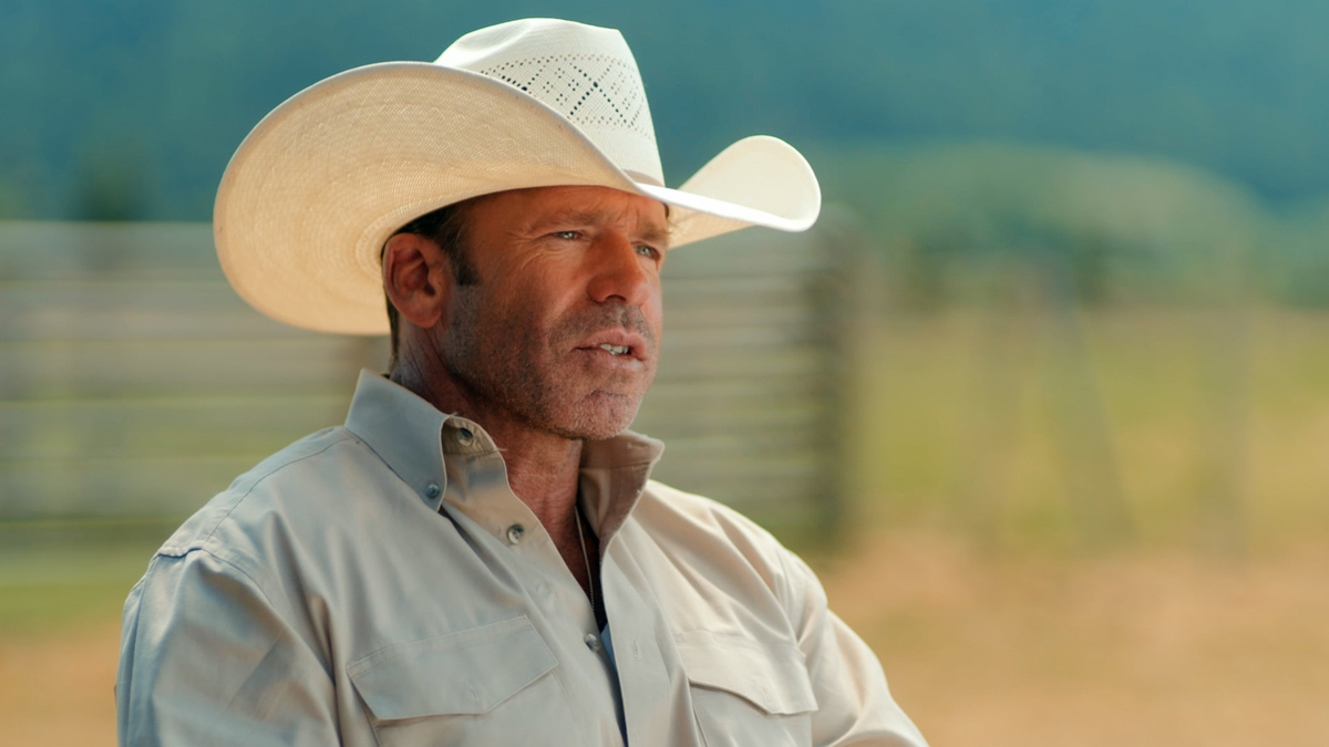 Watch The Last Cowboy Season 3 Episode 1: The Last Cowboy - The ...