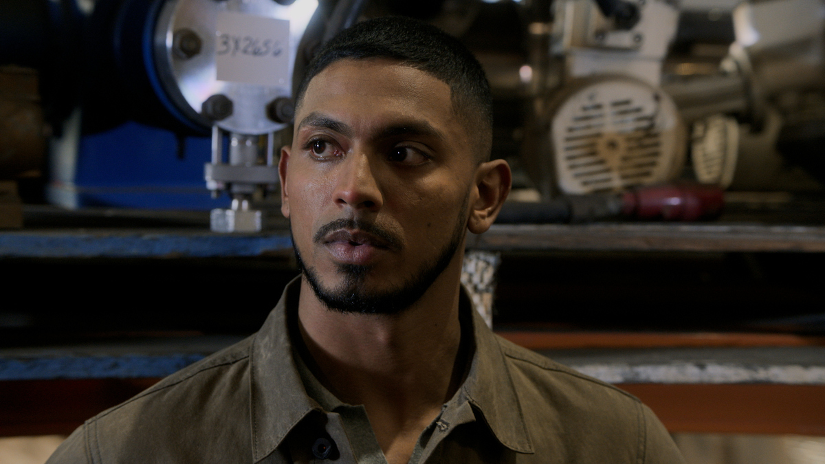 Watch NCIS: Sydney Season 1 Episode 2: Snakes In The Grass - Full show ...