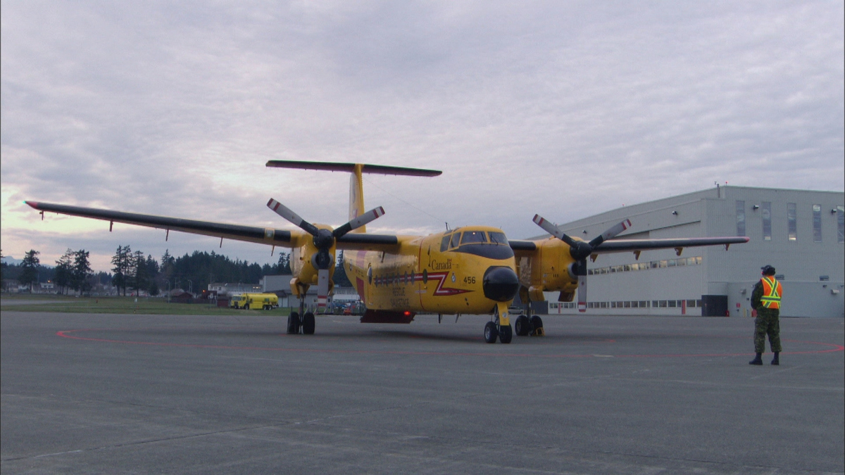 Watch Mighty Planes Season 3 Episode 3: Mighty Planes - CC-115 Buffalo ...