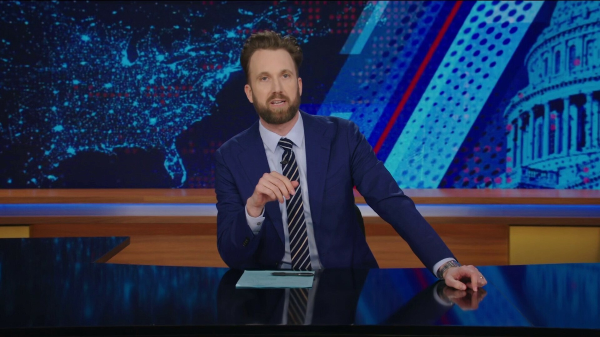 Watch The Daily Show Season 29 Episode 22: The Daily Show - March 26 ...