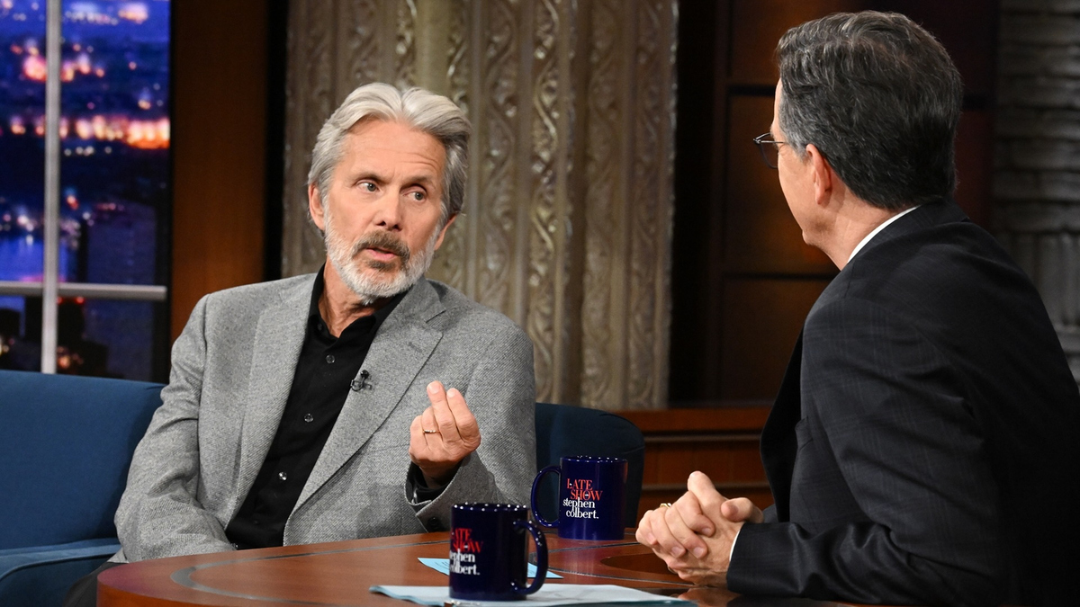 Watch The Late Show with Stephen Colbert: Gary Cole On The Time-Bending ...