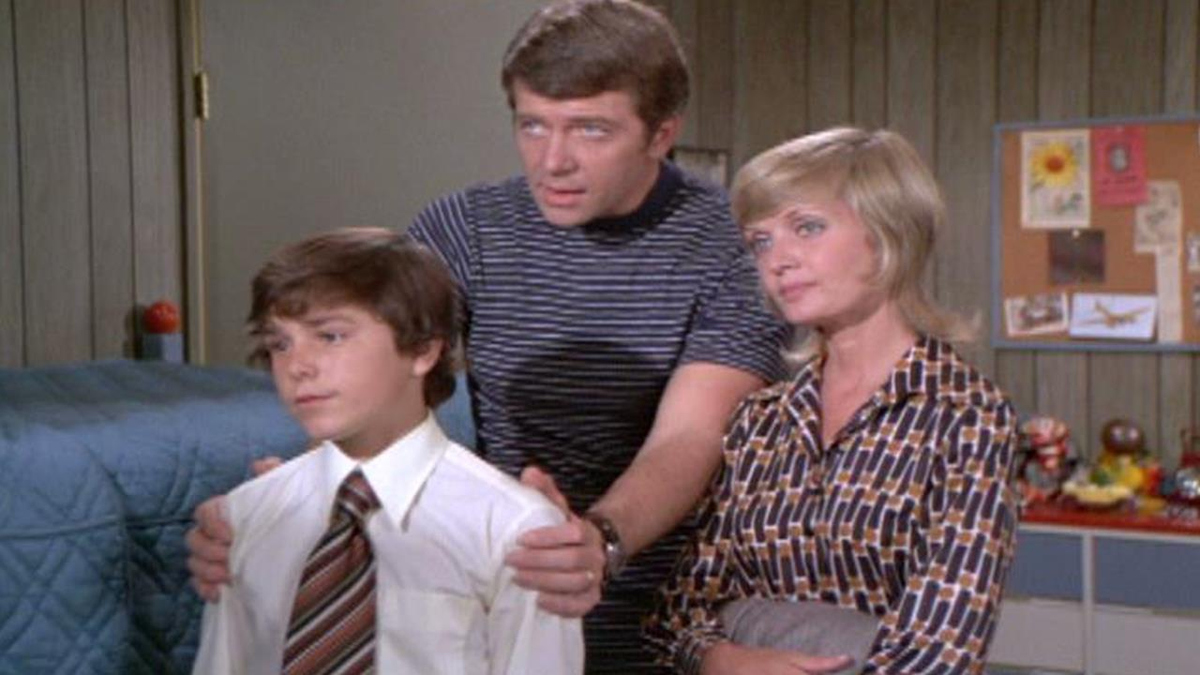 Watch The Brady Bunch Season 3 Episode 6: The Personality Kid - Full ...