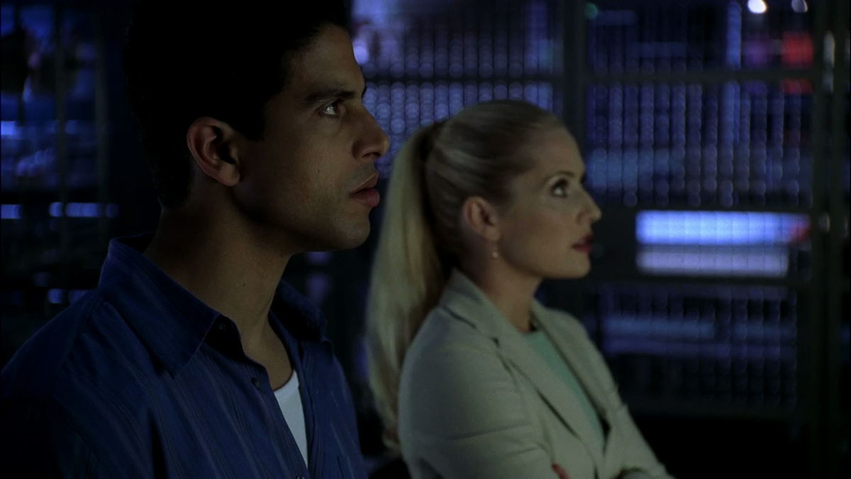 Watch CSI: Miami Season 1 Episode 15: CSI: Miami - Dead Woman Walking ...