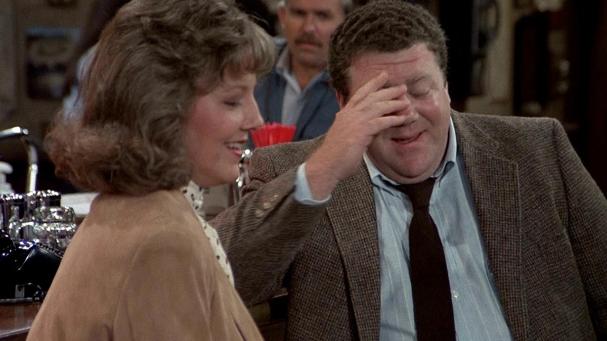 Watch Cheers Season 4 Episode 8: Cheers - Love Thy Neighbor – Full show ...