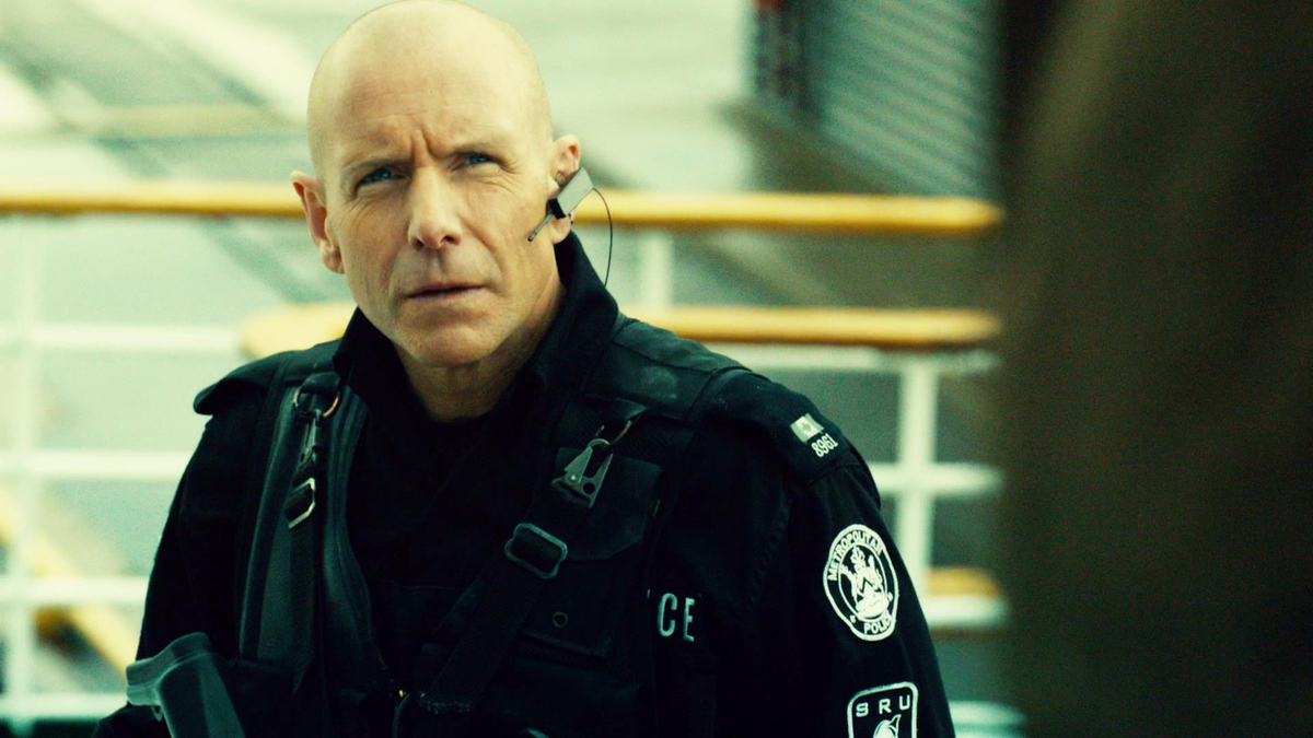 Watch Flashpoint Season 5 Episode 10: Flashpoint - Fit For Duty – Full ...