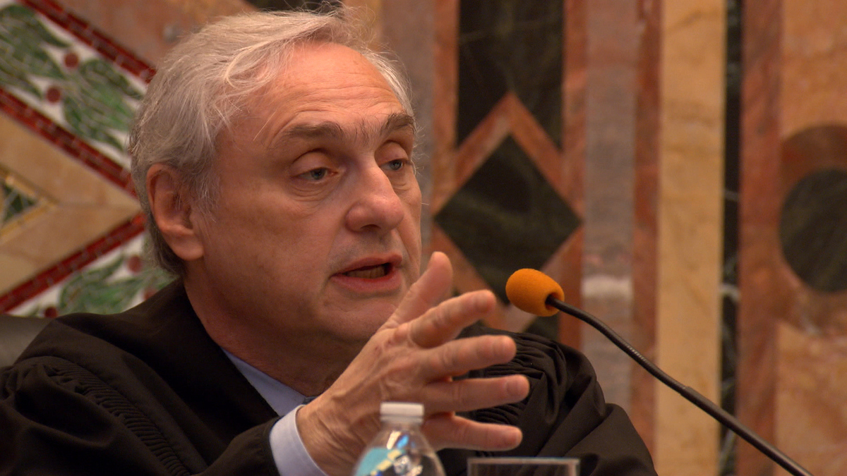 Watch 60 Minutes: The Judge - Full show on CBS