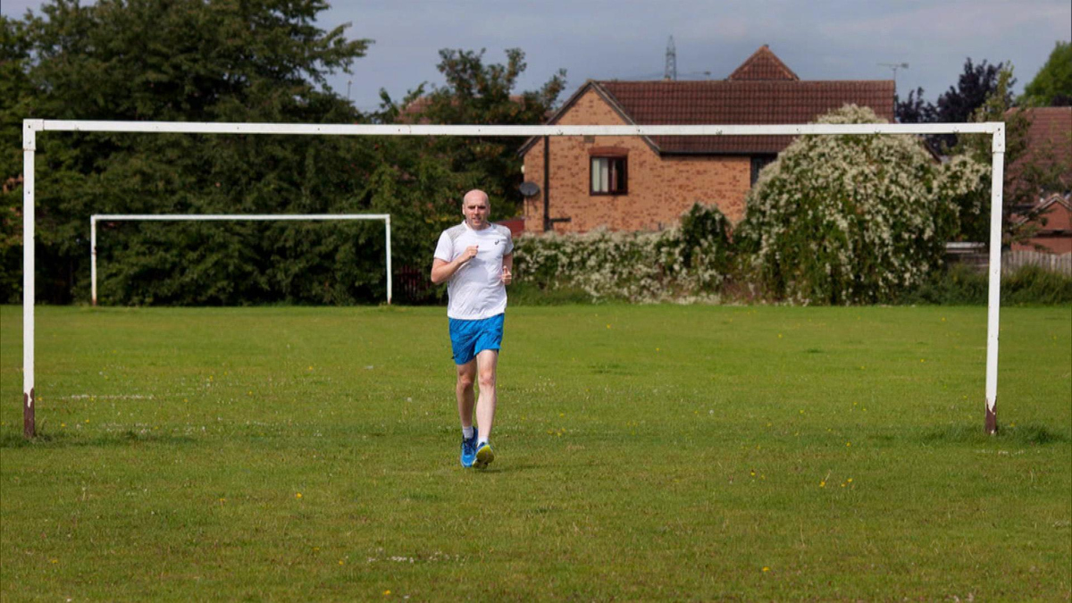 Watch Sunday Morning: Going the distance: Blind runner Simon Wheatcroft ...
