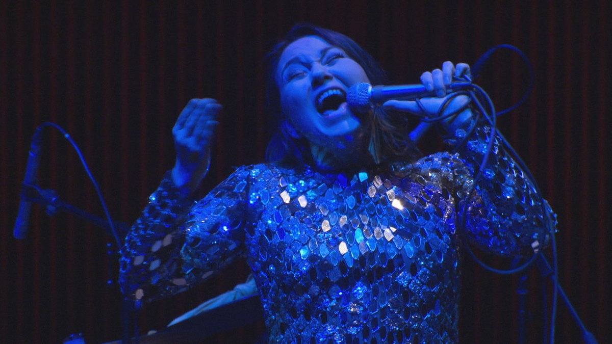 Watch 60 Minutes: The sounds of Inuit throat singer Tanya Tagaq - Full ...