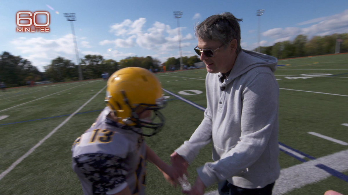 Watch 60 Minutes Overtime: Former NFL player Tim Green tackles ALS ...
