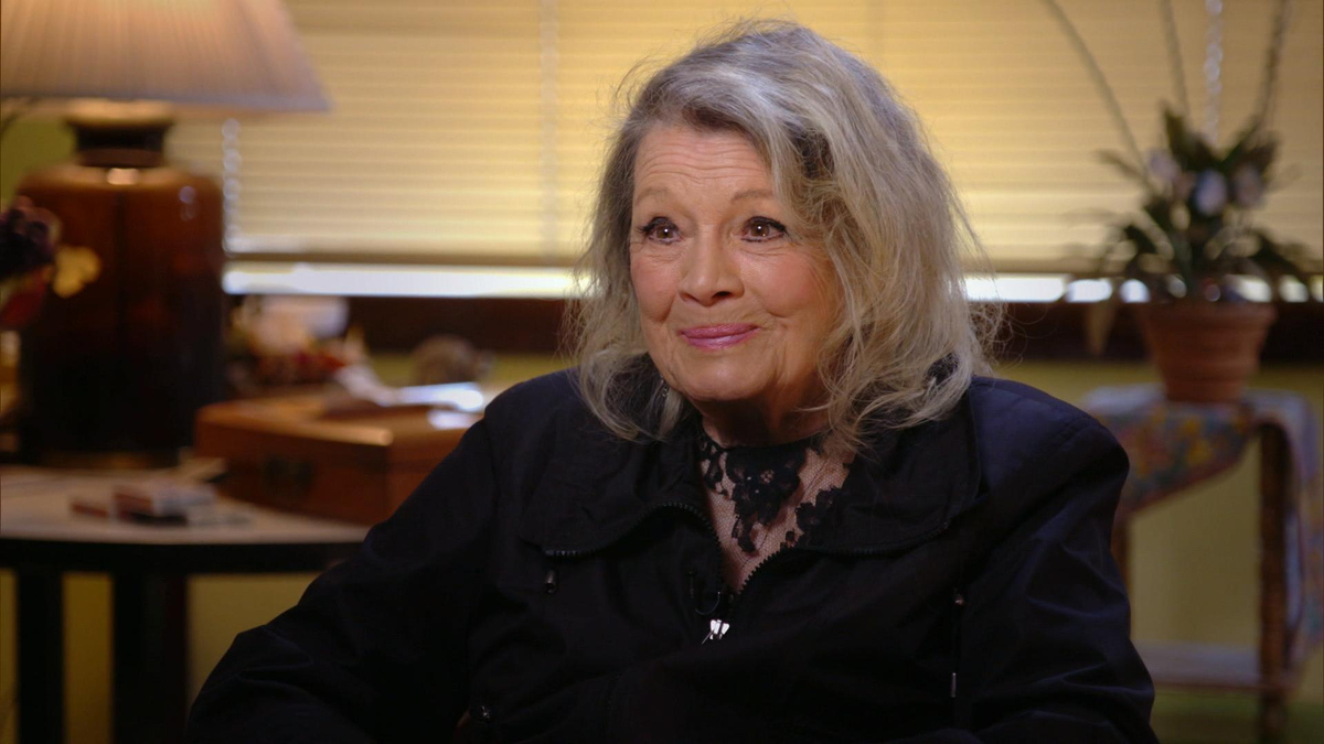 Watch Sunday Morning: Angie Dickinson on the Rat Pack, "Police Woman ...