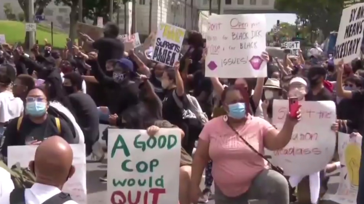 Watch CBS Evening News: Protests grow across U.S. demanding justice for ...