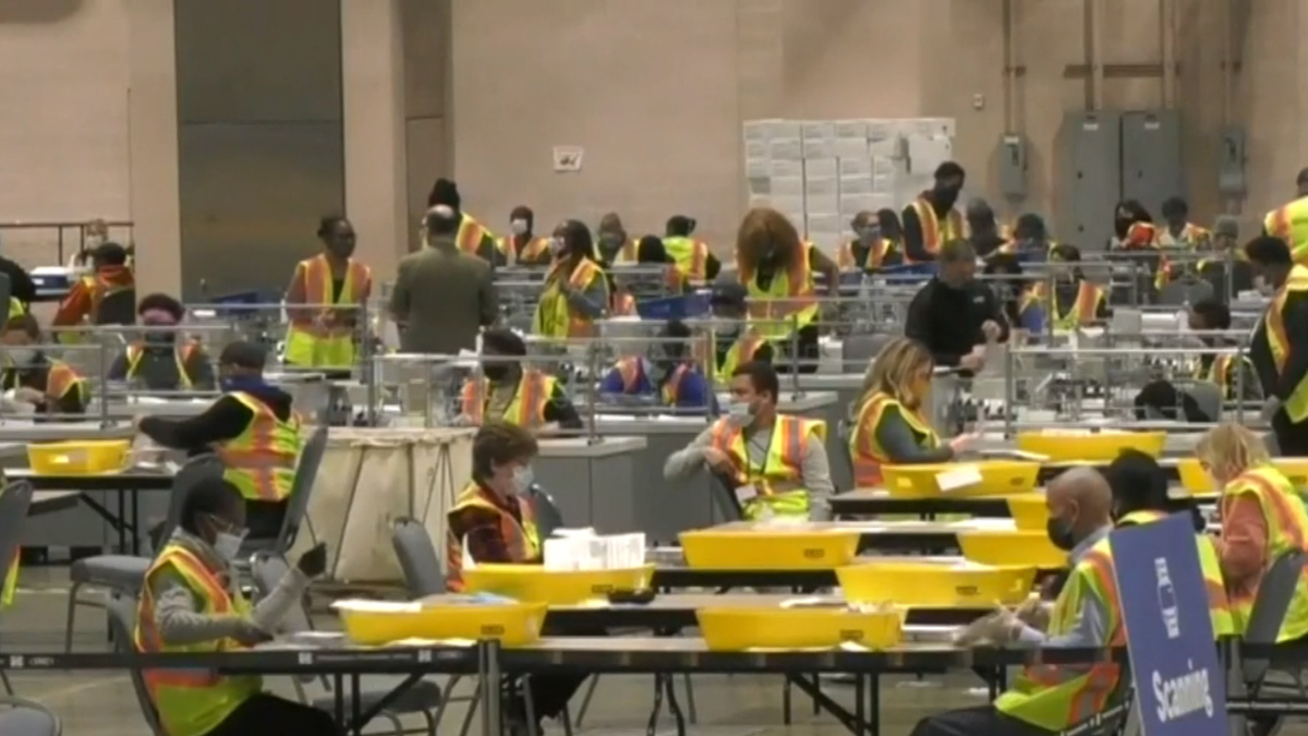 Watch CBS Evening News: America on edge waiting for election results ...