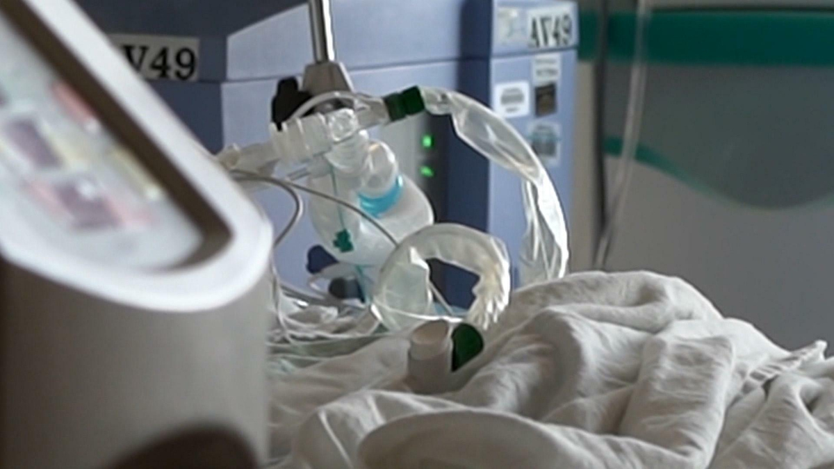 Watch CBS Evening News: U.S. reports record COVID-19 cases in one day ...