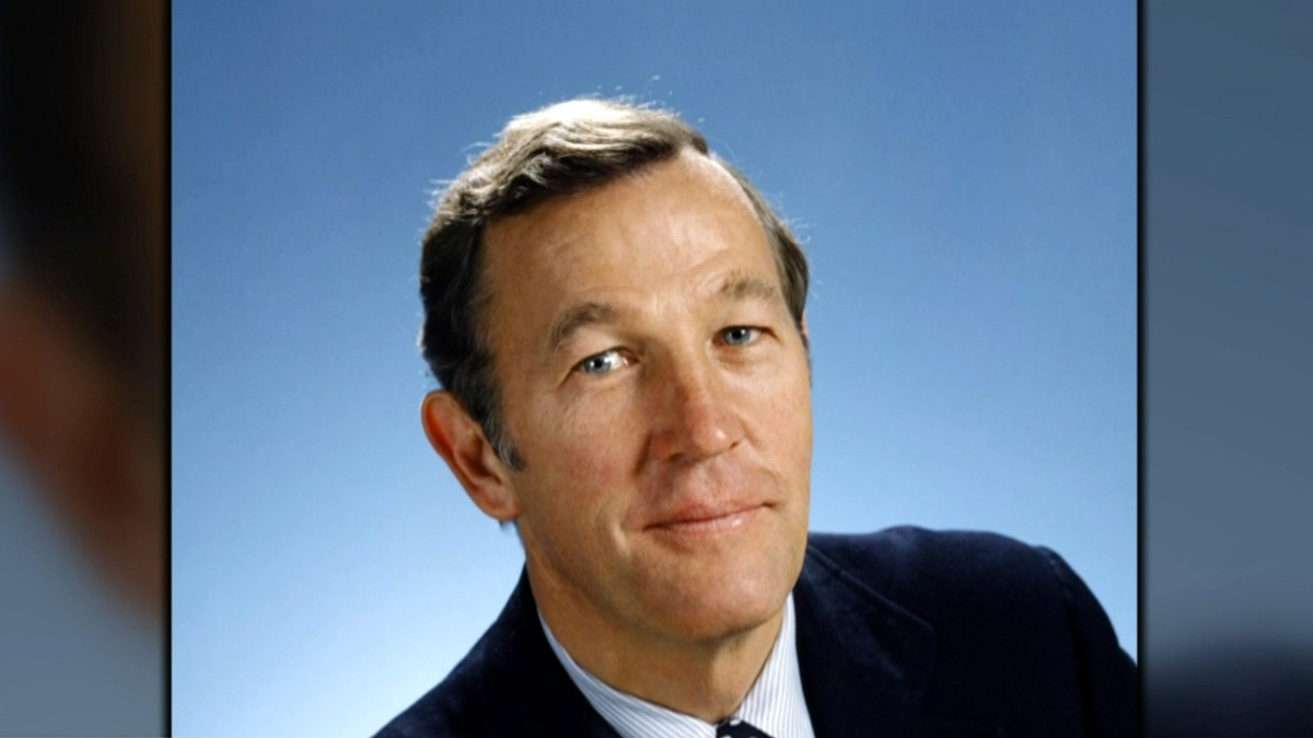 Watch CBS Evening News: Legendary journalist Roger Mudd dies at 93 ...