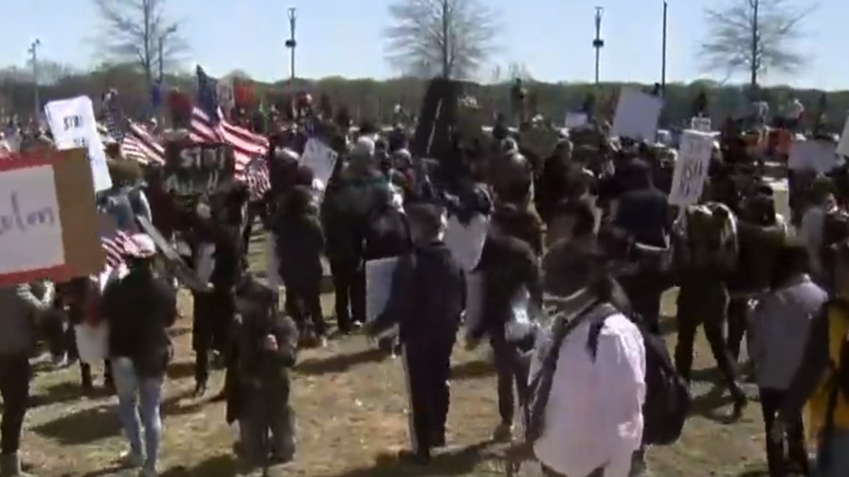 Watch CBS Evening News: Vigils held for spa shooting victims - Full ...