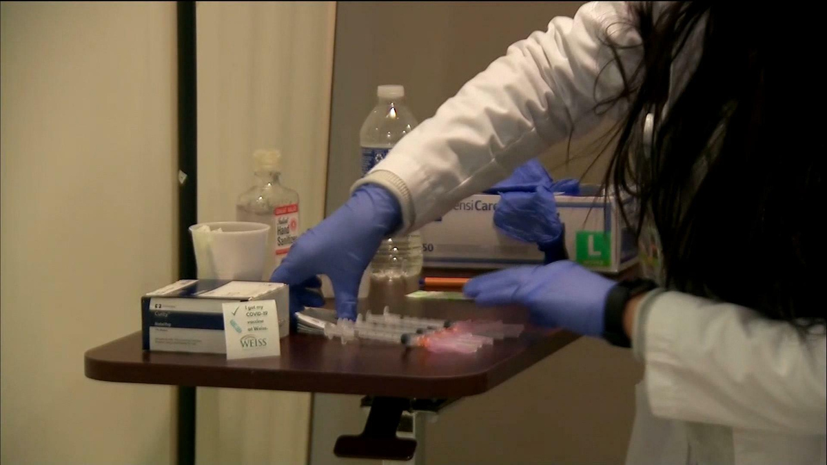 Watch CBS Evening News: COVID vaccine controversy arises in Chicago ...