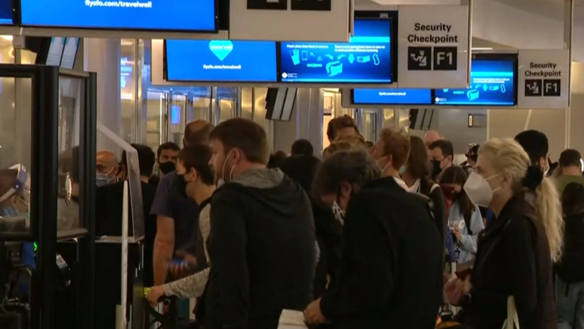 Watch CBS Evening News: Holiday travel breaks pandemic record - Full ...
