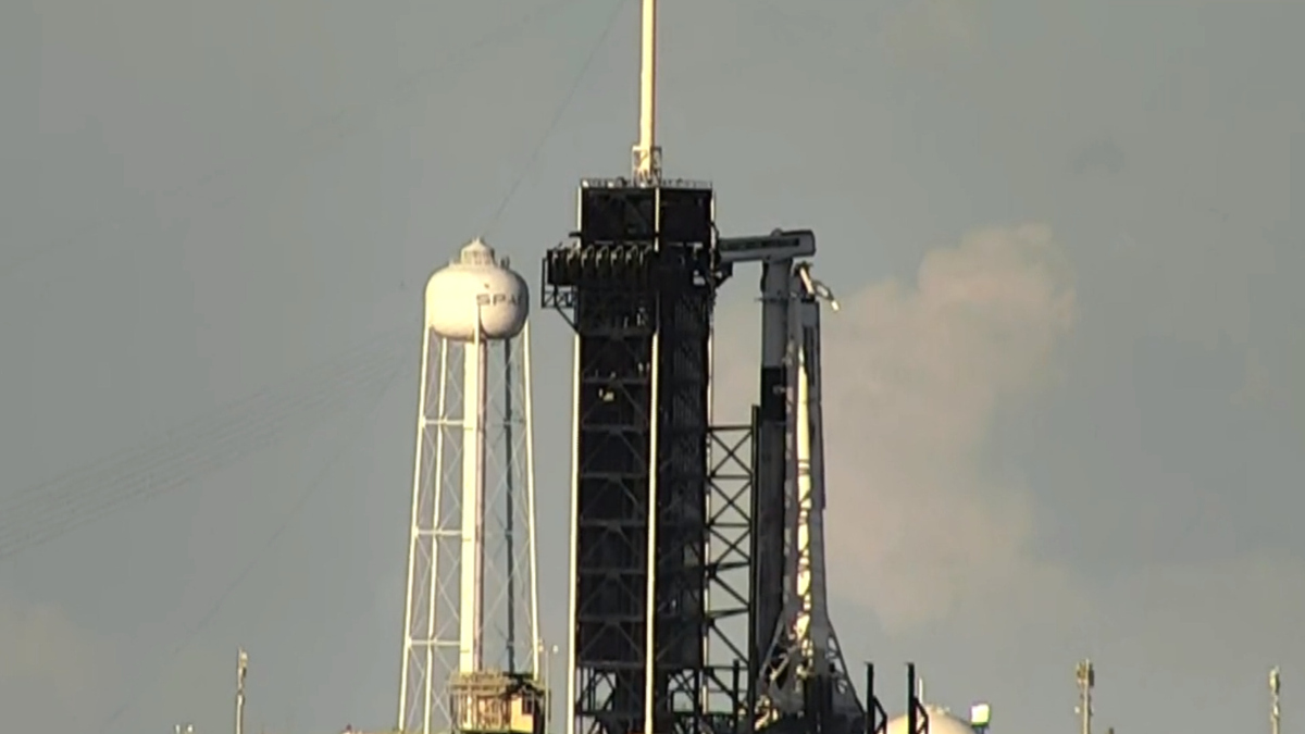 Watch CBS Evening News: SpaceX to launch all-civilian crew into orbit ...