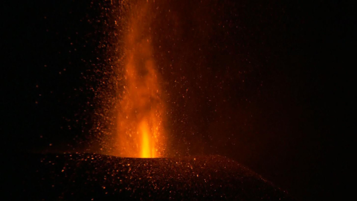 Watch CBS Mornings Season Episode : More homes evacuated overnight as ...