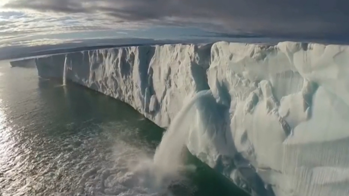 Watch CBS Evening News Season Episode : Leaders risk climate ...