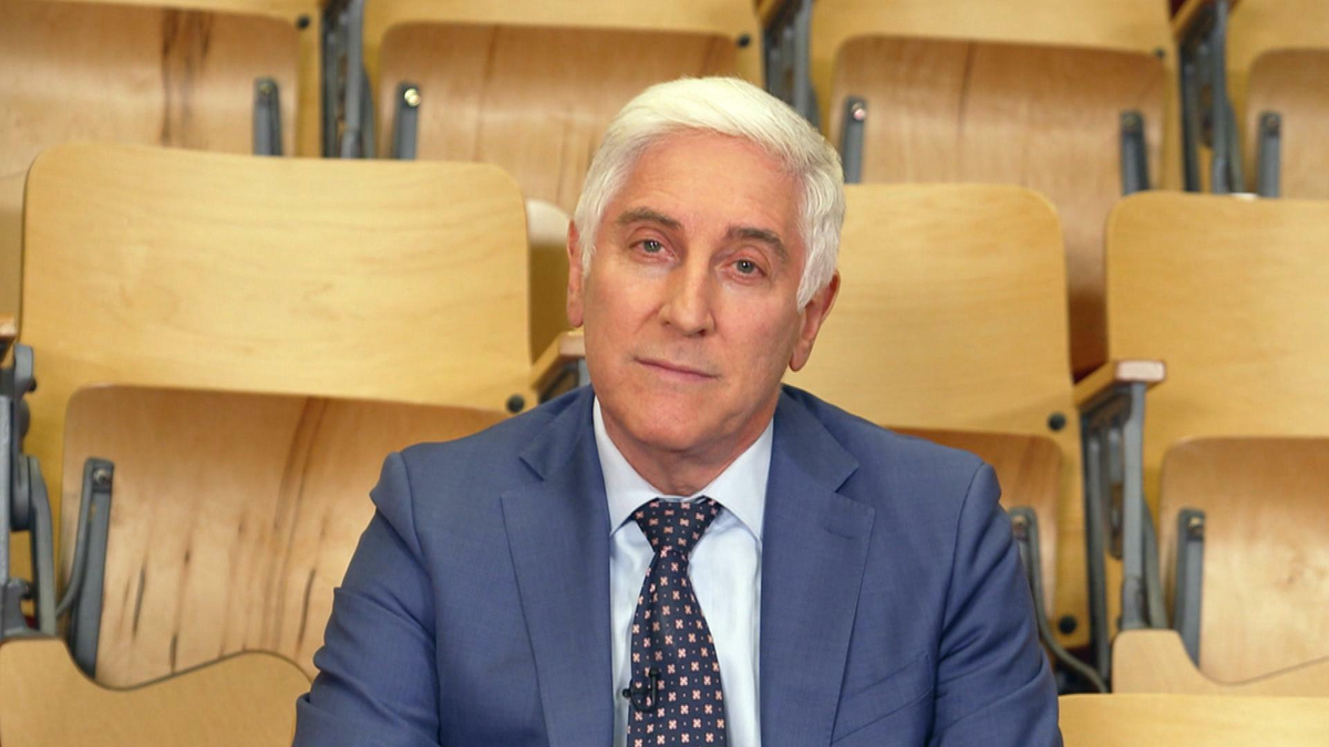 Watch CBS Mornings: Dr. Jon LaPook reflects on the AIDS crisis - Full ...