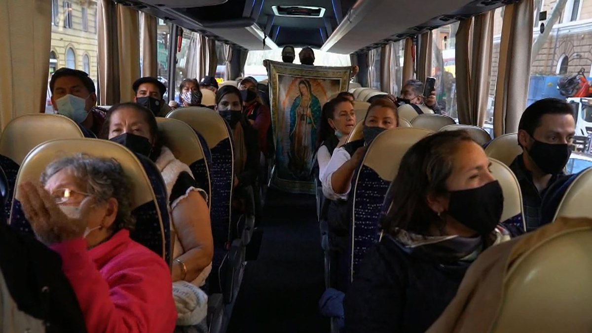 Watch CBS Mornings Faith-based tourism returns despite Omicron - Paramount+