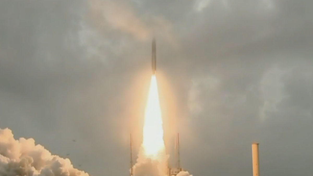 Watch CBS Evening News: NASA launches most powerful space telescope yet ...