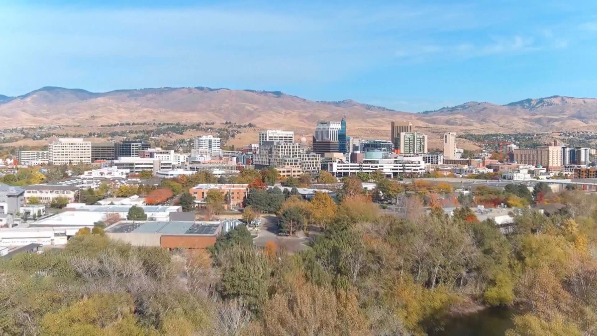 Watch CBS Mornings: Housing demand booms in Boise, Idaho - Full show on CBS