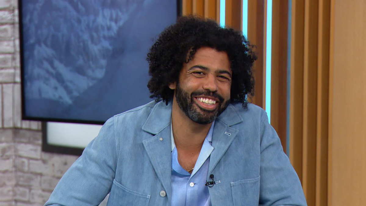Watch CBS Mornings Daveed Diggs on new season of "Snowpiercer" - Paramount+