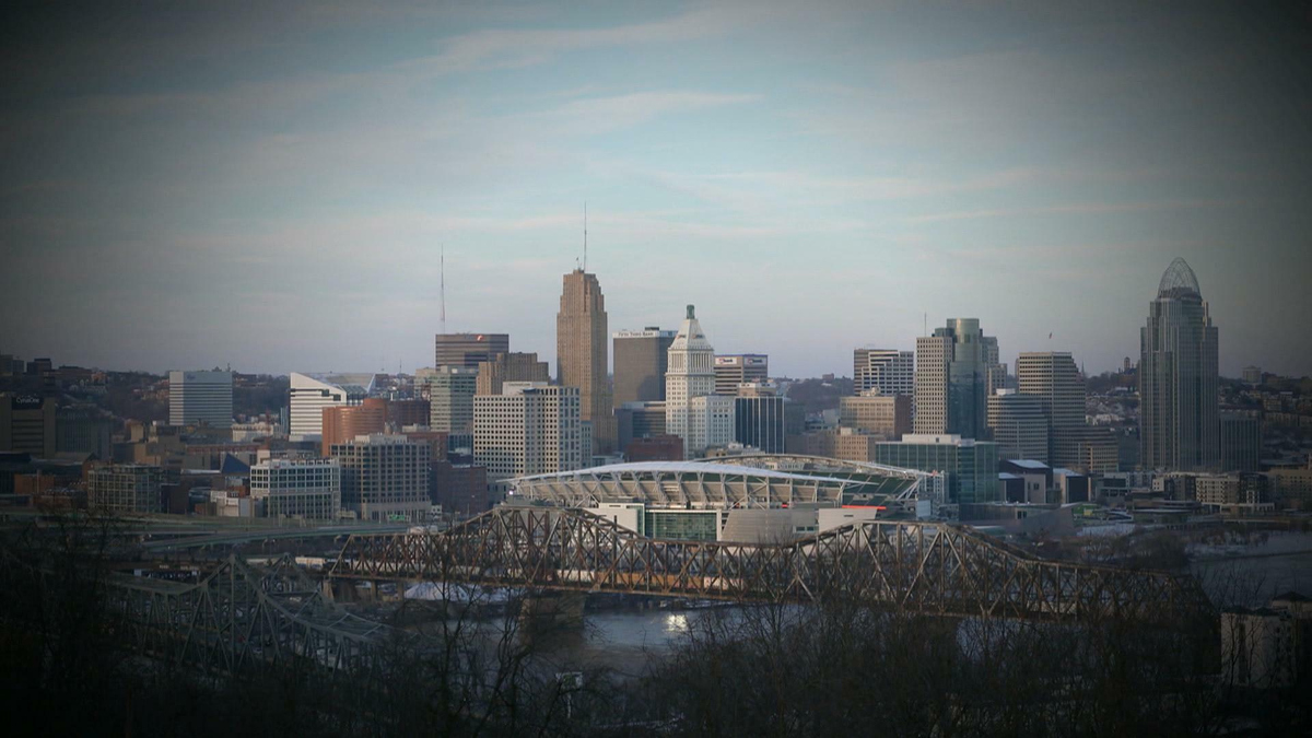 Watch CBS Mornings Season Episode : How do Los Angeles and Cincinnati ...