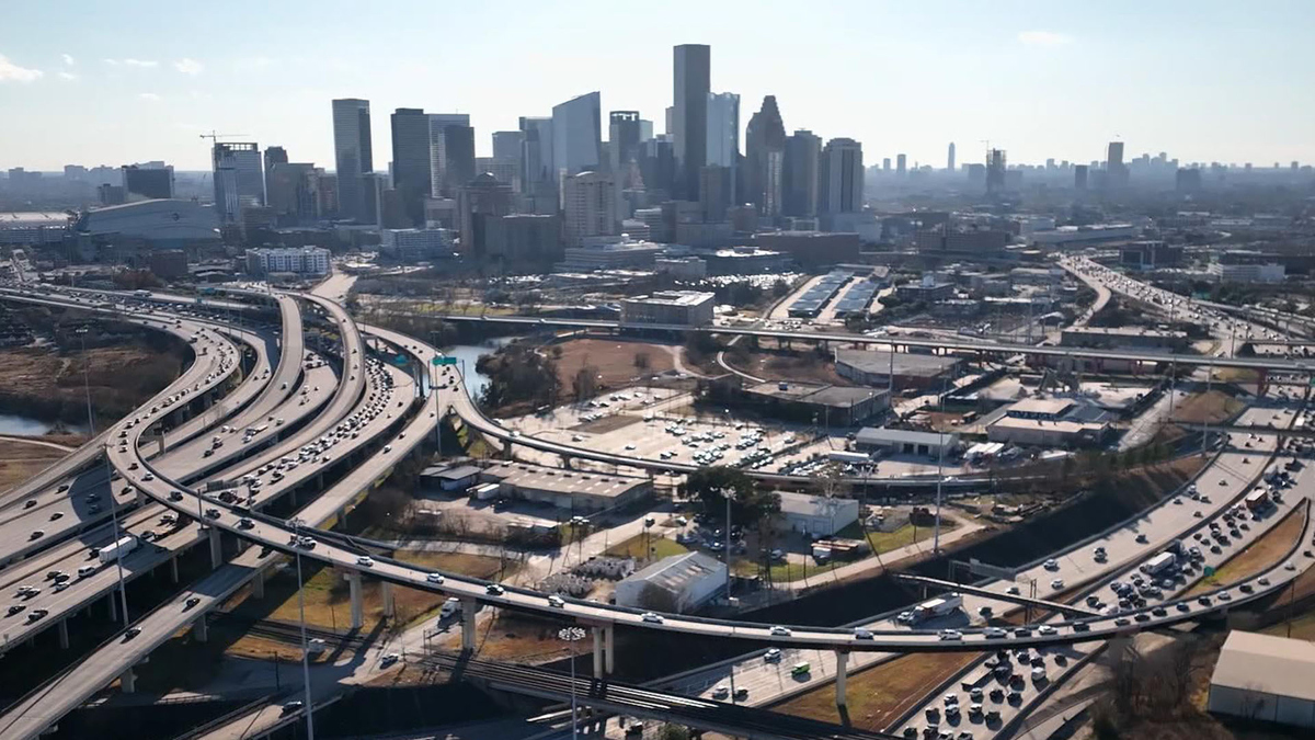 Watch CBS Mornings: Texas freeway project raises questions - Full show ...