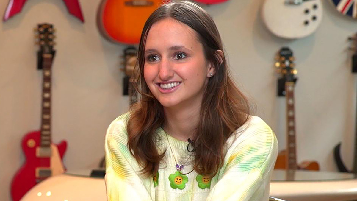 Watch CBS Mornings: TikTok helps launch a teenage singer's dream - Full ...