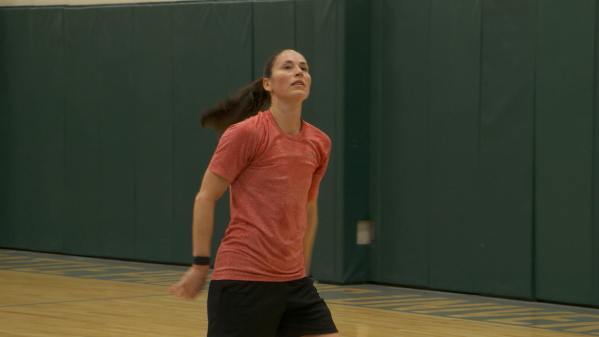 Watch 60 Minutes Overtime: Sue Bird's workout - Full show on CBS