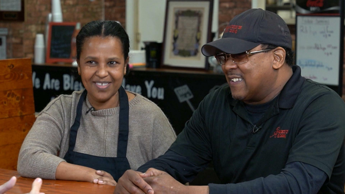 Watch CBS Mornings The Dish: Smoke N Ash restaurant - Paramount+