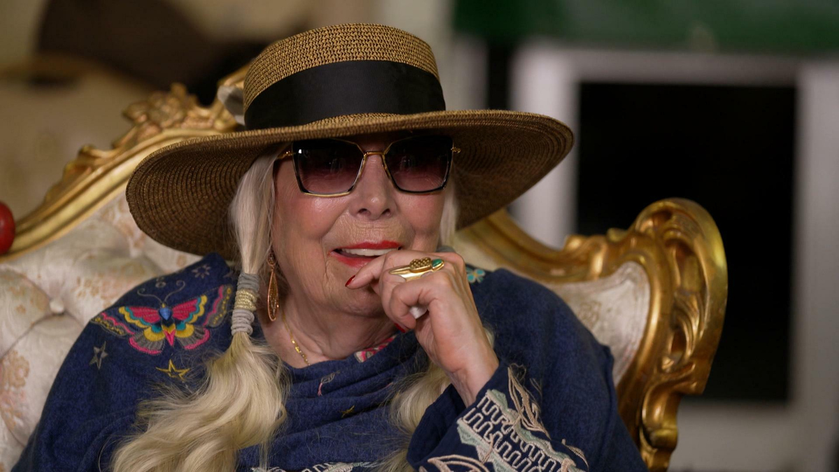 Watch CBS Mornings: Joni Mitchell and Brandi Carlile interview - Full ...