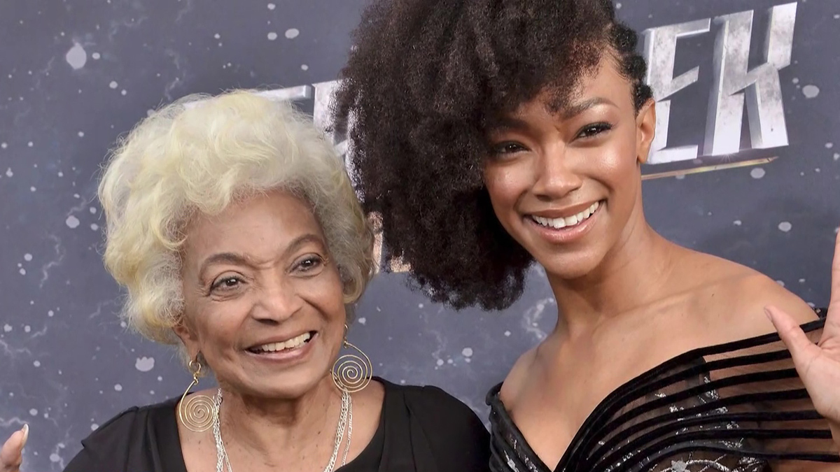 Watch The Uplift Season 2022 Episode 28: The Uplift: A "Star Trek ...