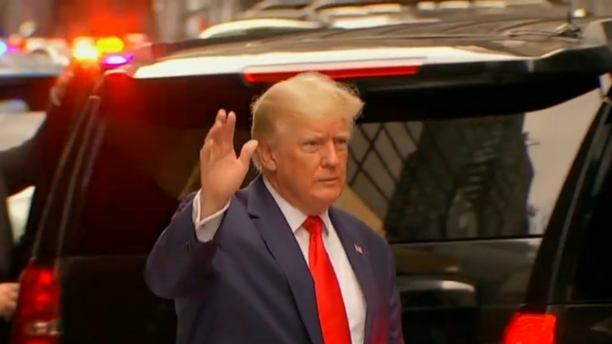 Watch CBS Evening News: Trump invokes Fifth Amendment during ...