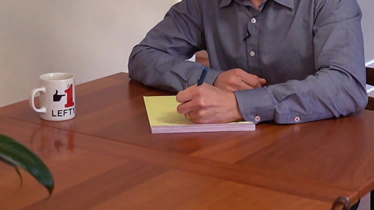 Watch Sunday Morning: Life for the left-handed - Full show on CBS