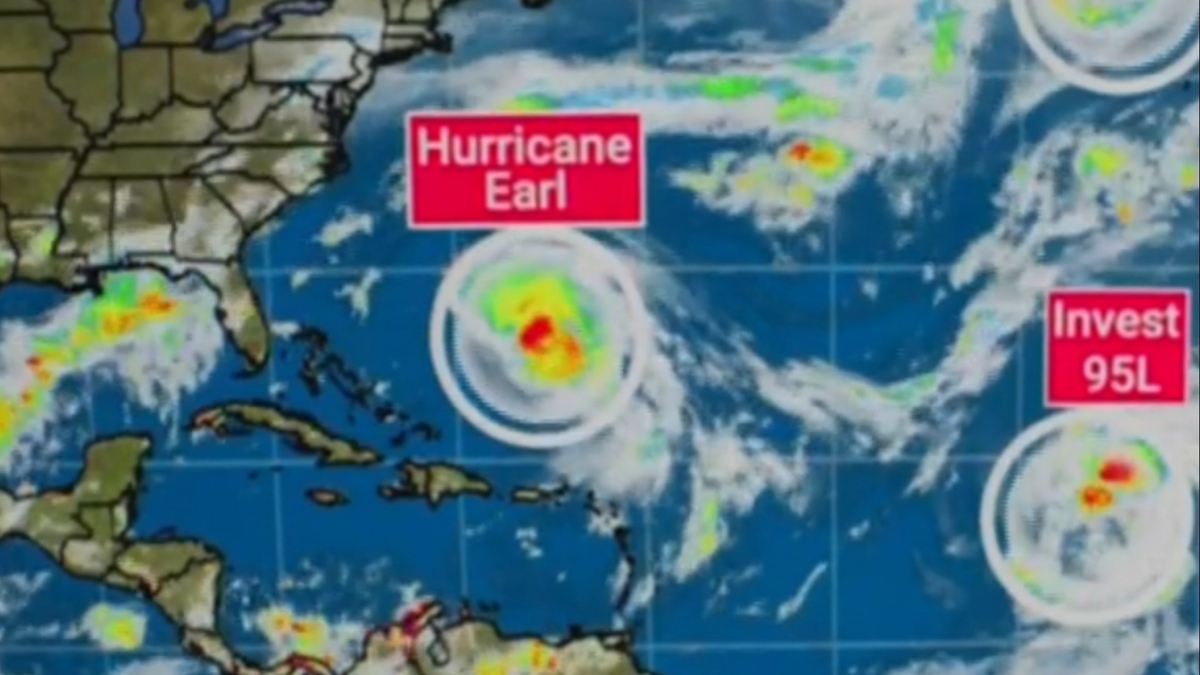 Watch CBS Evening News: Earl could strengthen into major hurricane ...