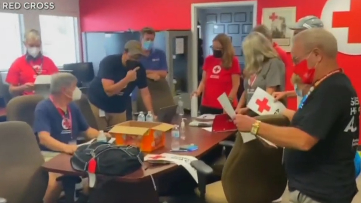 Watch CBS Evening News: Evacuations underway as Ian barrels toward ...