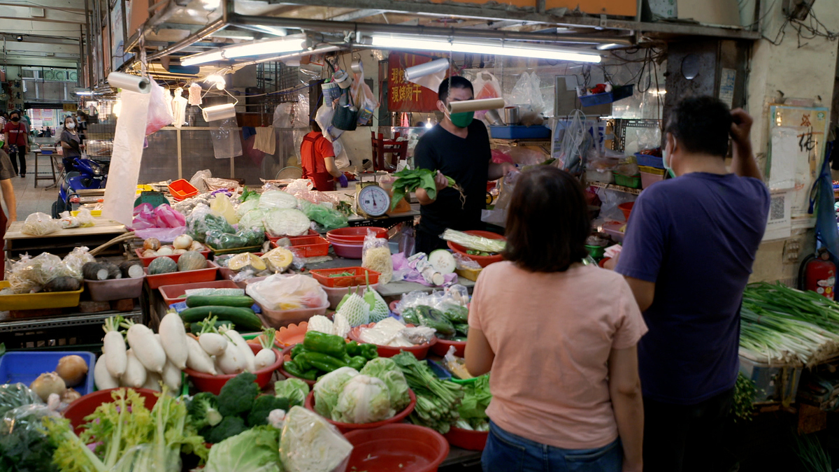 Watch 60 Minutes: Life in Taiwan with China bearing down - Full show on CBS