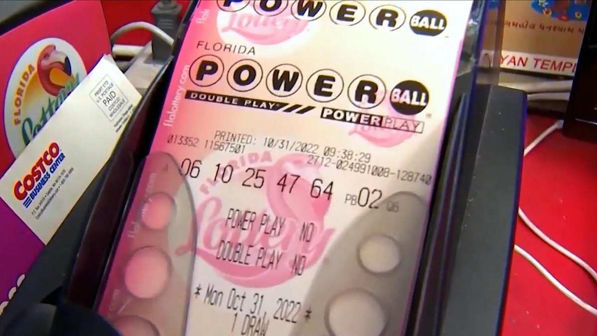 Watch CBS Evening News: Powerball jackpot grows to estimated $1.9 ...