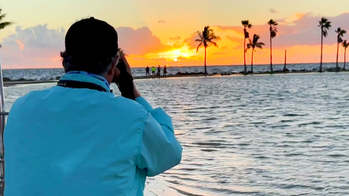 Watch The Uplift Season 2022 Episode 42: The Uplift: A teen and his ...