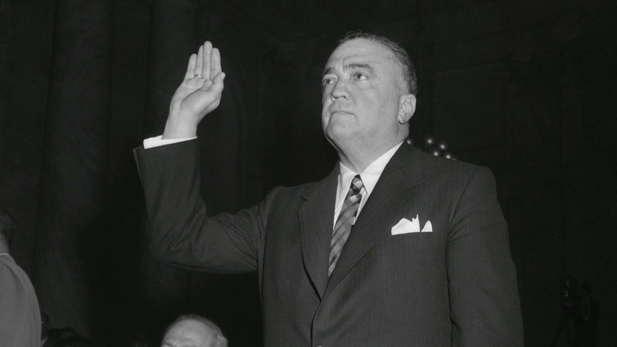 Watch CBS Saturday Morning: "G-Man": The life of J. Edgar Hoover - Full ...