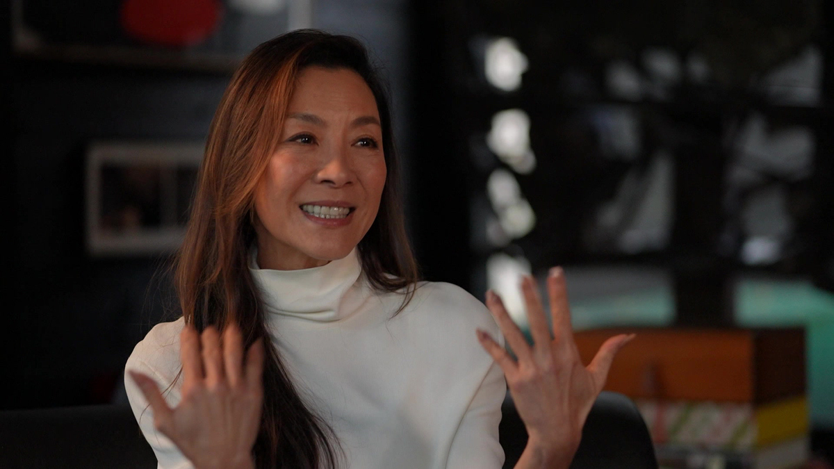 Watch Sunday Morning: Michelle Yeoh on "Everything Everywhere All at ...
