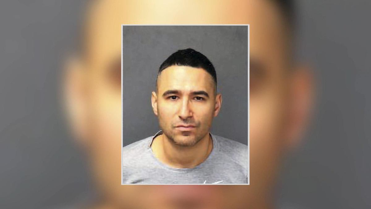 Watch CBS Mornings Ex-GOP candidate arrested in shootings - Paramount+