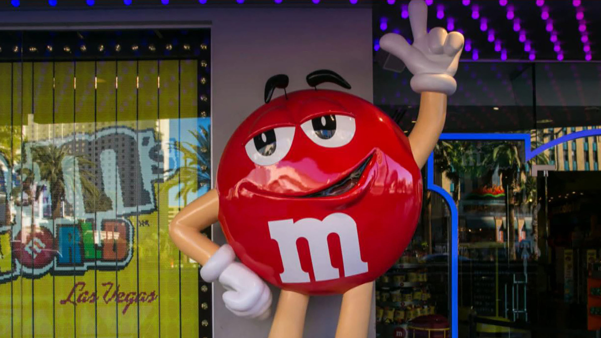 Watch CBS Mornings M&M’S takes “pause” from spokescandies - Paramount+