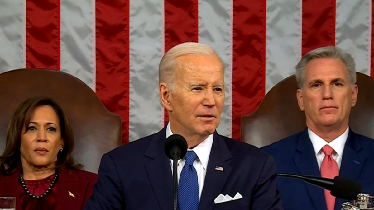 Watch CBS Evening News: Biden delivers fiery State of the Union address ...