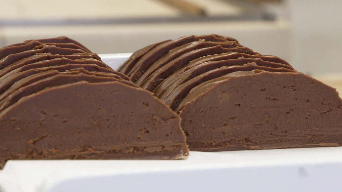 Watch Sunday Morning Season Episode : The history of fudge - Paramount+
