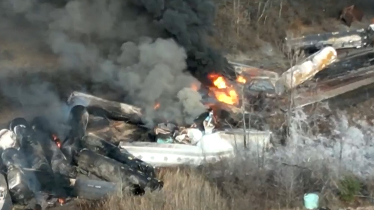 Watch CBS Evening News Season Episode : Health concerns grow after Ohio ...